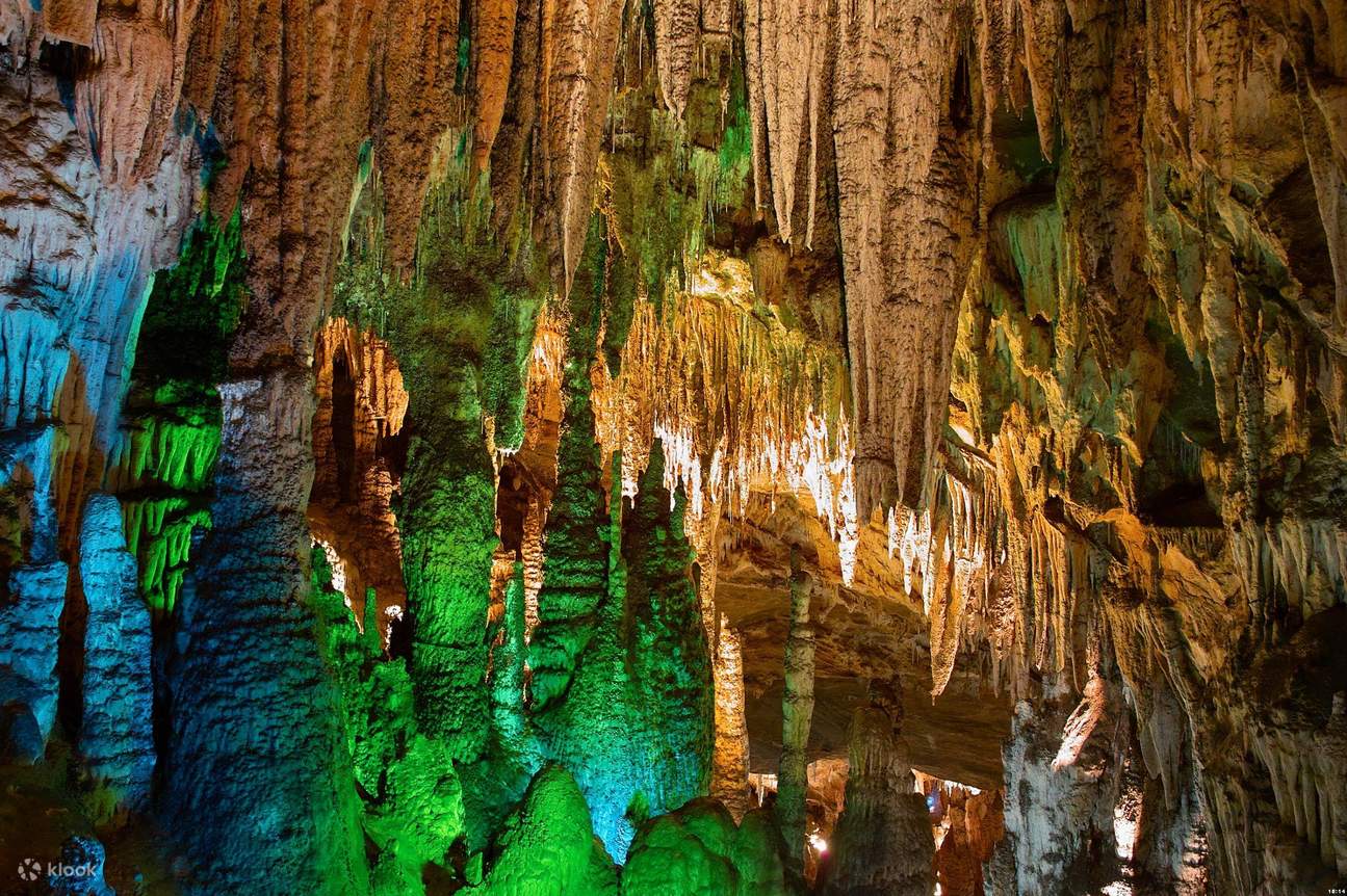 Chongqing Wulong Chinese and English tour guide private group one-day ...